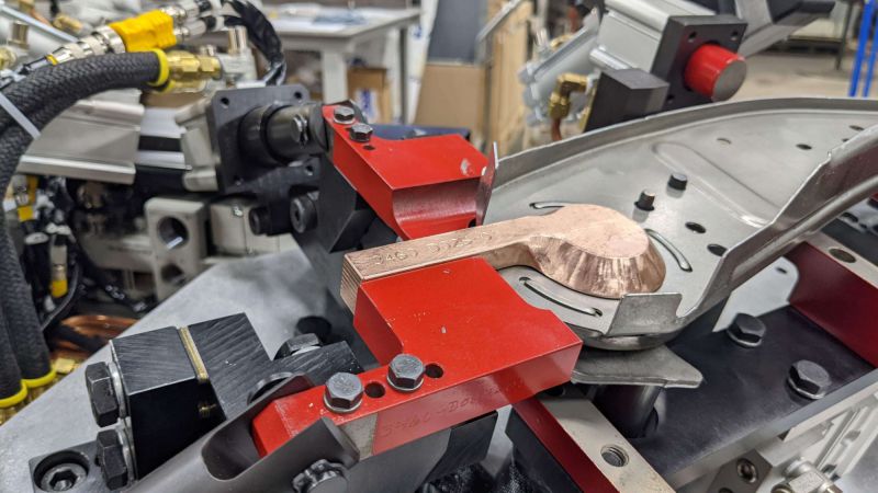 Robotic GMAW (Gas Metal Arc Welding) Fixtures - Stryver Manufacturing, Inc.